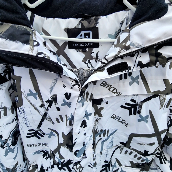 Arctic queen | Jackets & Coats | Artic Queen Bimodal Ski Jacket | Poshmark